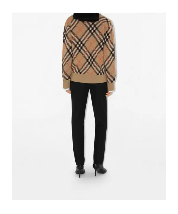 Burberry Checked V-neck Buttoned Cardigan