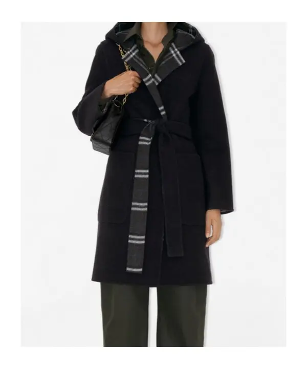 Burberry Hampshire Checked Belted Reversible Coat - Black