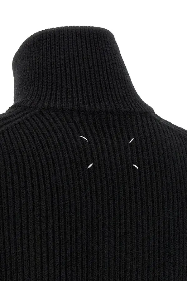 MAISON MARGIELA Ribbed Zip-up Cardigan - Black