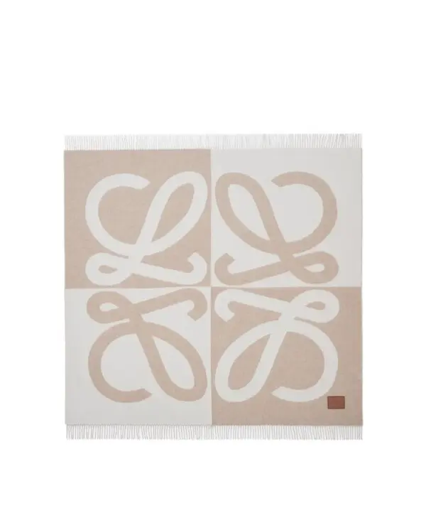 Loewe Anagram Jacquard Blanket - Beige/light Brown