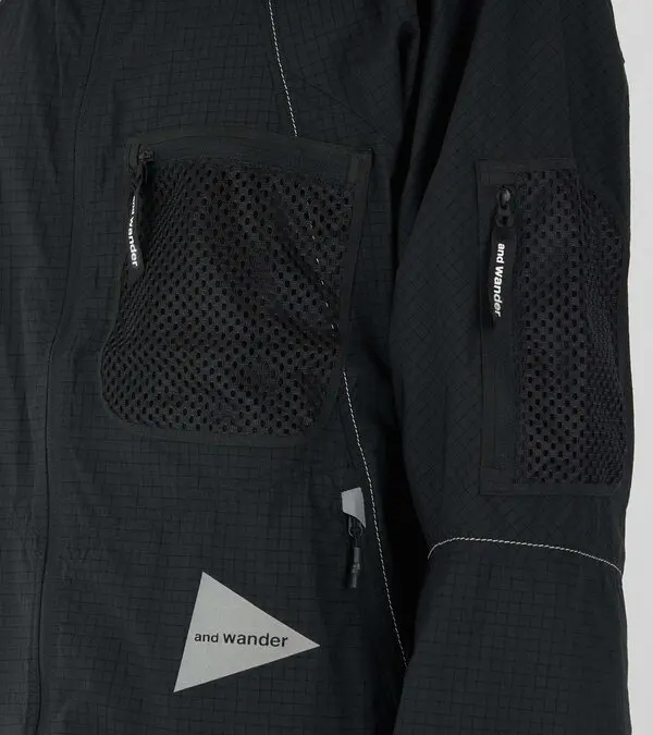 AND WANDER Ripstop Hooded Jacket - Black
