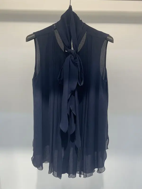 Max Mara Sleeveless Pleated Shirt With Bow Detail