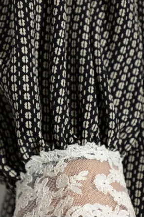 Chloé Graphic Print Blouse With Lace Accents