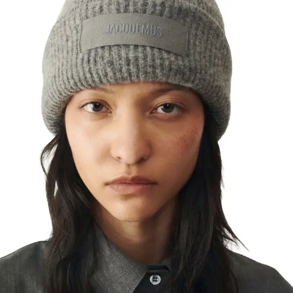 Jacquemus Gros Grain Logo Patch Beanie - Gray