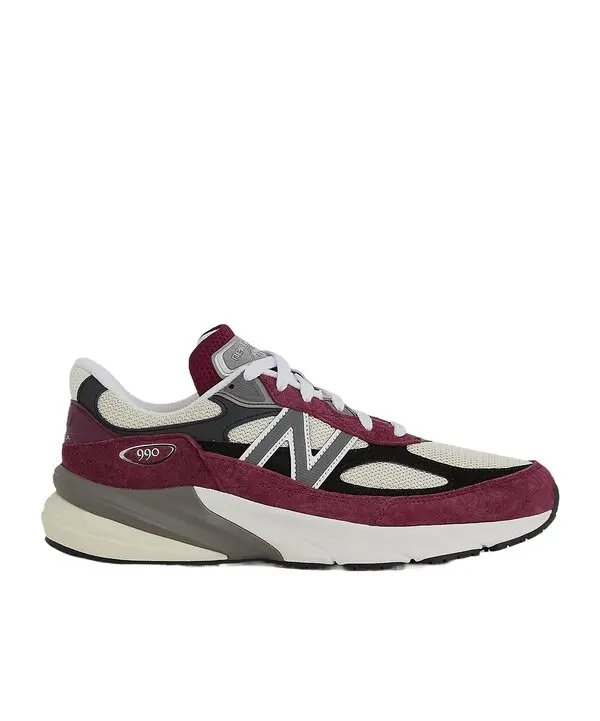 NEW BALANCE 990v4 Lace-up Sneakers - Black