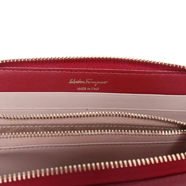 FERRAGAMO Long Wallet
