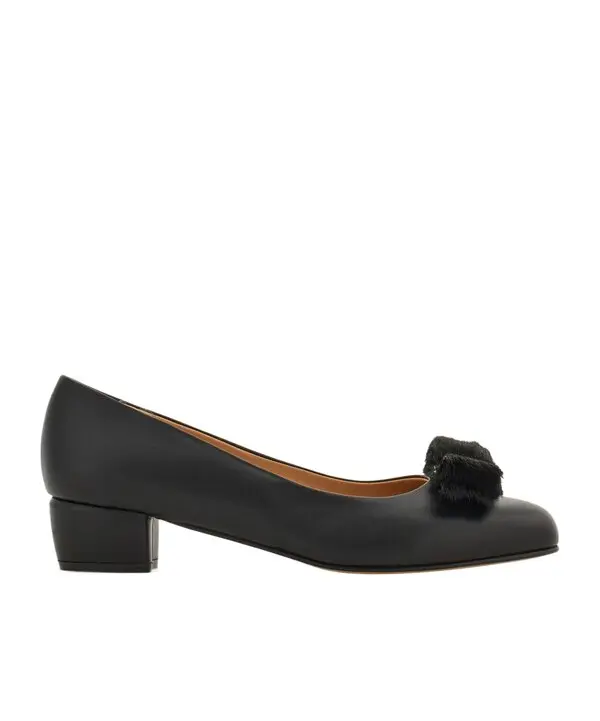 FERRAGAMO Vara Chunky Low-heeled Pumps With Bow Detailing - Black