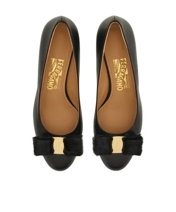 FERRAGAMO Vara Chunky Low-heeled Pumps With Bow Detailing - Black