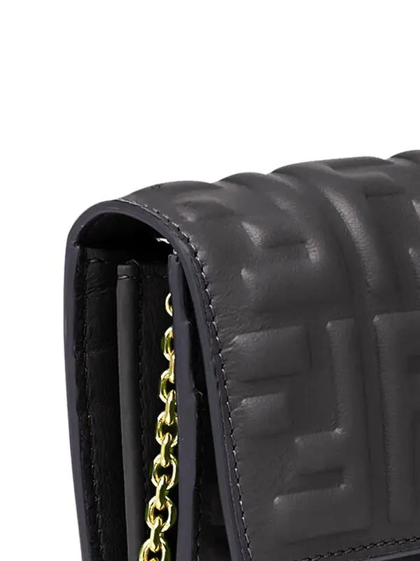 Fendi Ff Motif Baguette Continental Chain-linked Wallet - Black