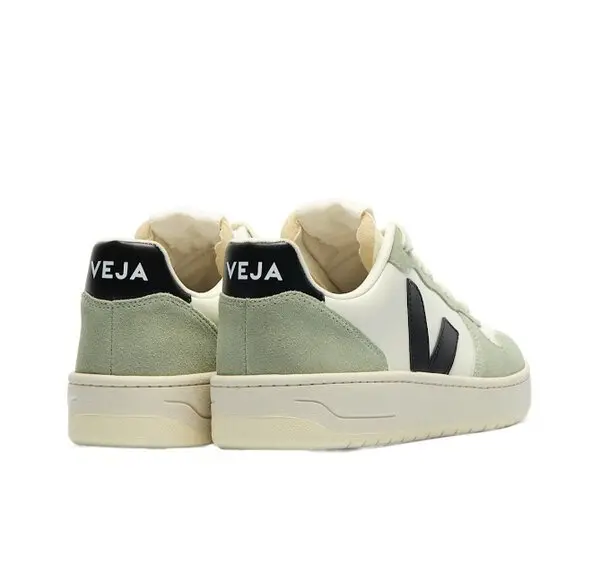 VEJA V-10 Lace-up Sneakers - White