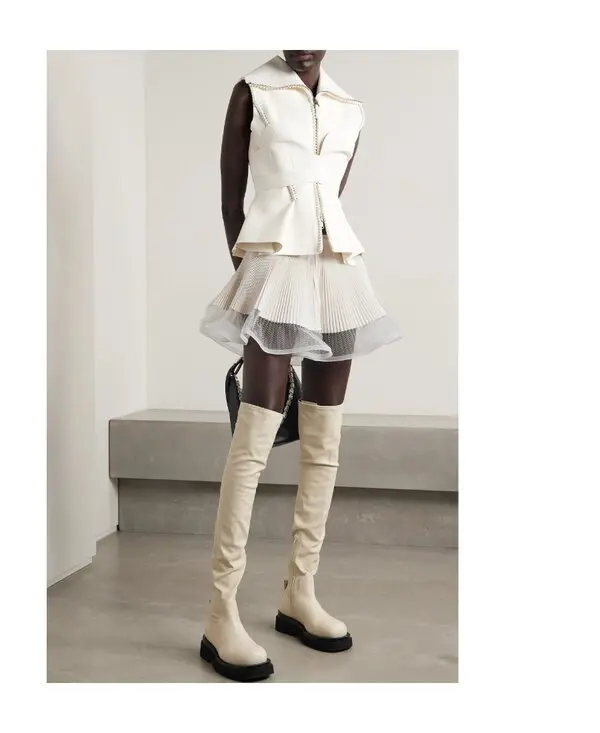 Givenchy Pleated Shorts With Lotus Leaf Edges
