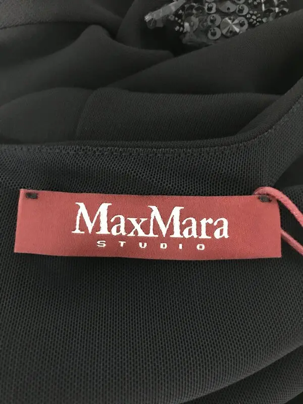 Max Mara Round Neck Long Sleeve Blouse With Ruffle Hem