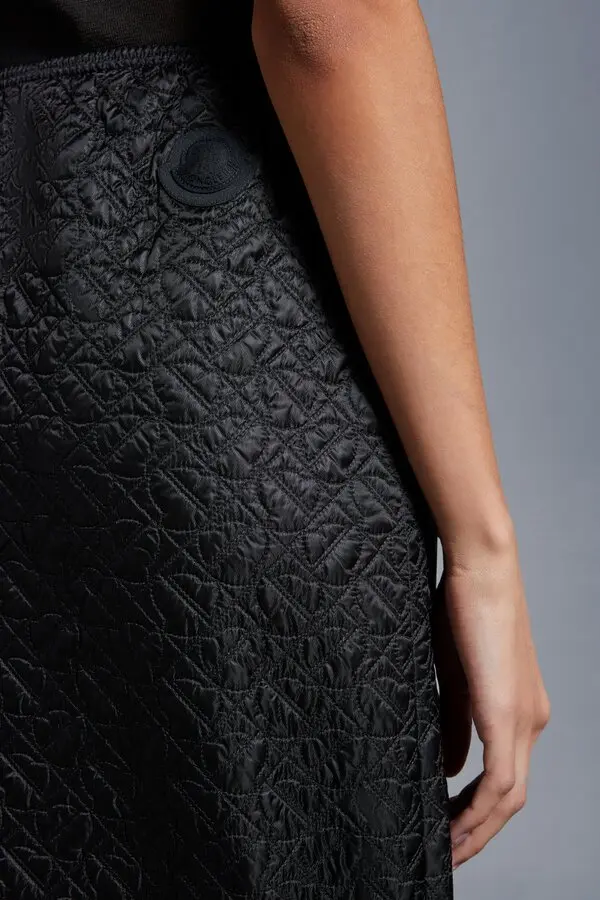 Moncler Quilted Midi Skirt - Black