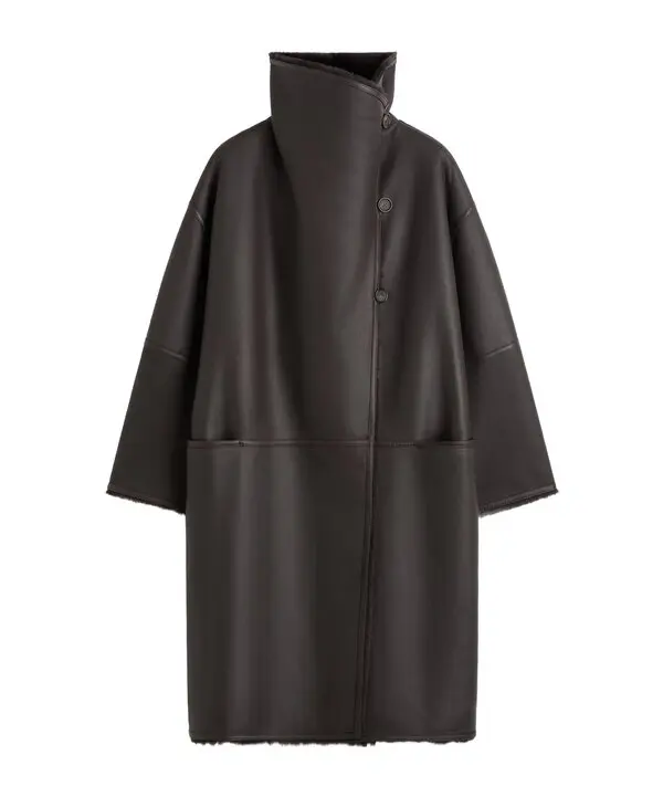 TOTEME Paneled Shearling Coat - Dark Brown