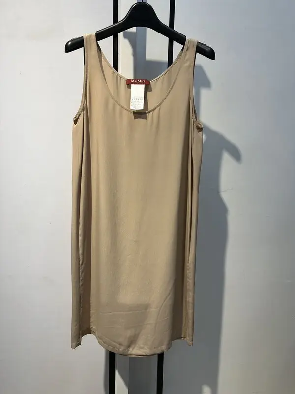 Max Mara Sleeveless Round Neck Lace Dress