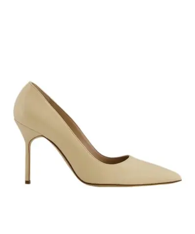 Manolo Blahnik Bb Pointed Toe Pumps - Nude