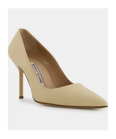 Manolo Blahnik Bb Pointed Toe Pumps - Nude