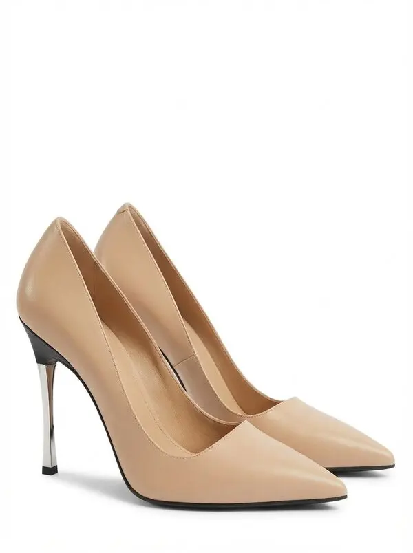 Gucci Bombshell Stiletto Pumps - Nude
