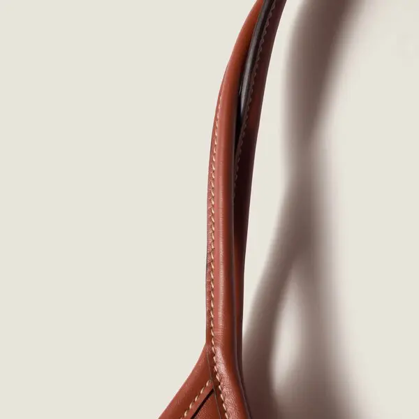 Miu Miu Logo Lettering Tote Bag - Rust-colored