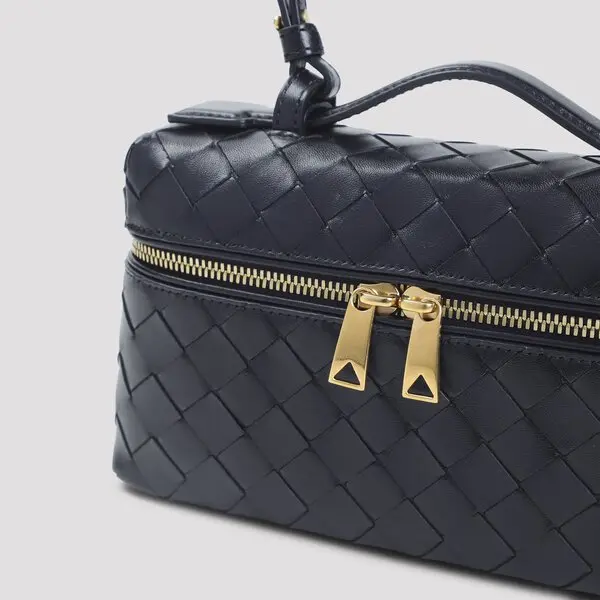 Bottega Veneta Bang Bang Zipped Vanity Case - Blue