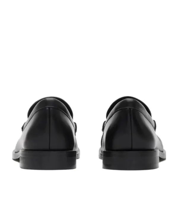 Burberry Logo Plaque Slip-on Loafers - Black