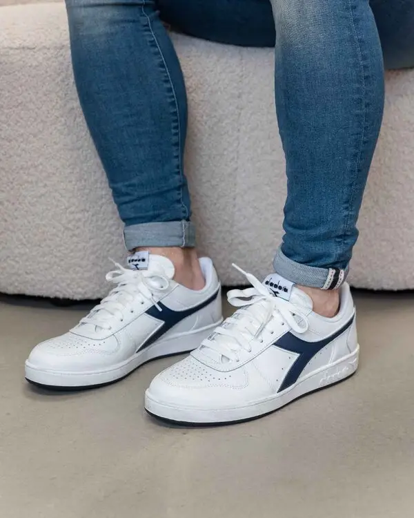 DIADORA Logo Low Top Sneakers