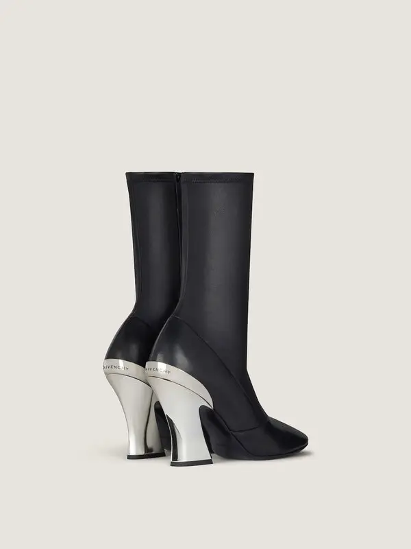 Givenchy Sculpted Ankle Boots In Nappa Leather - Black/silver