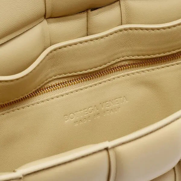 Bottega Veneta Padded Cassette Crossbody Bag - Nude