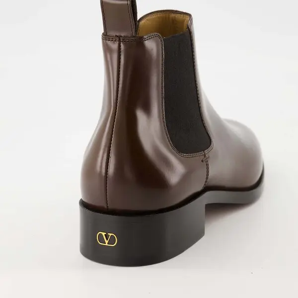 Valentino Garavani Pas Des Dieux Vlogo Signature Chelsea Boots