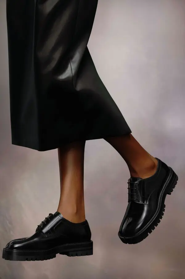 MAISON MARGIELA Tabi Derby Shoes