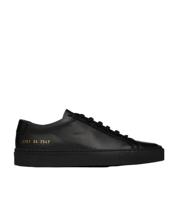 COMMON PROJECTS Logo Low-top Sneakers - Black
