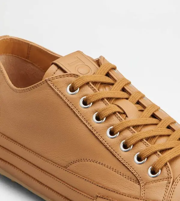 TOD'S Leather Low Top Sneakers - Brown