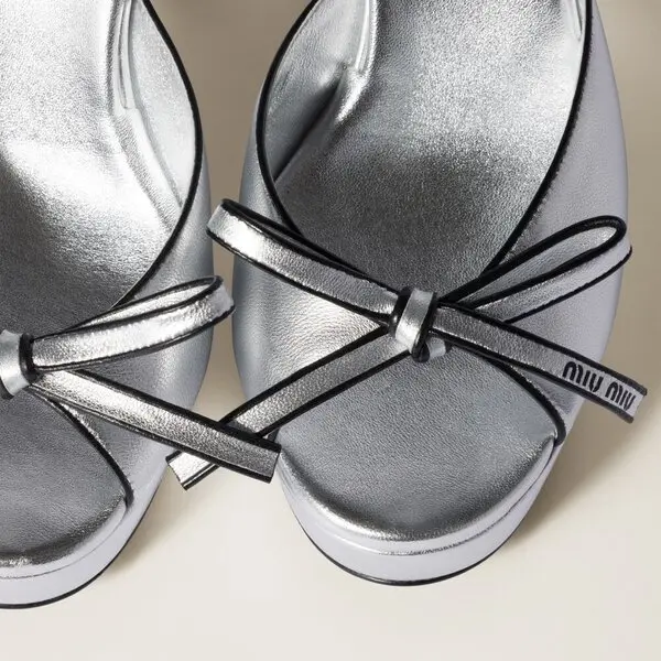 Miu Miu Platform Sandals With Bow Detailing - Silver/black