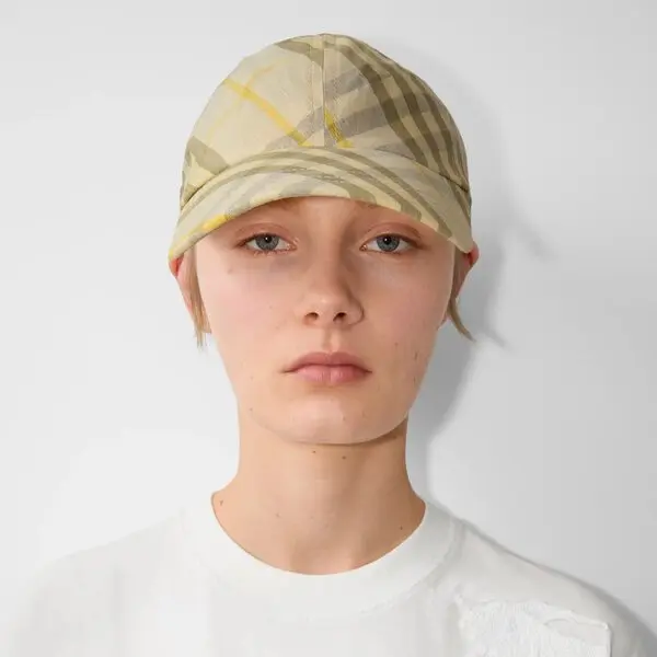 Burberry Check Baseball Cap - Nude