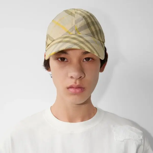 Burberry Check Baseball Cap - Nude