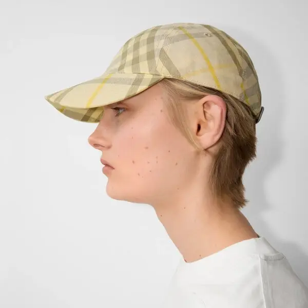Burberry Check Baseball Cap - Nude