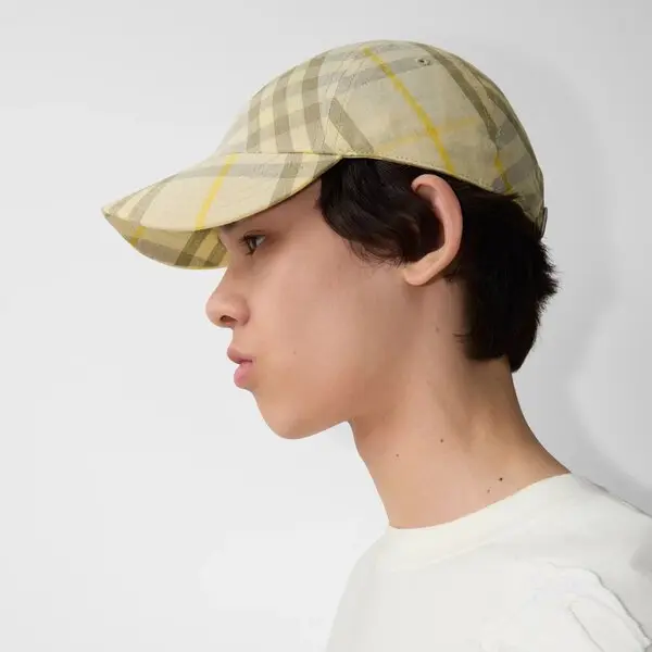 Burberry Check Baseball Cap - Nude