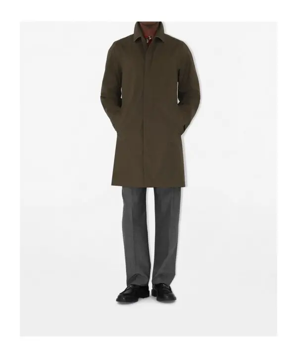 Burberry Long Sleeved Buttoned Coat