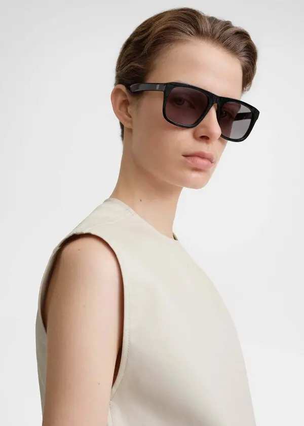 TOTEME Logo Plaque Navigator Sunglasses - Gray