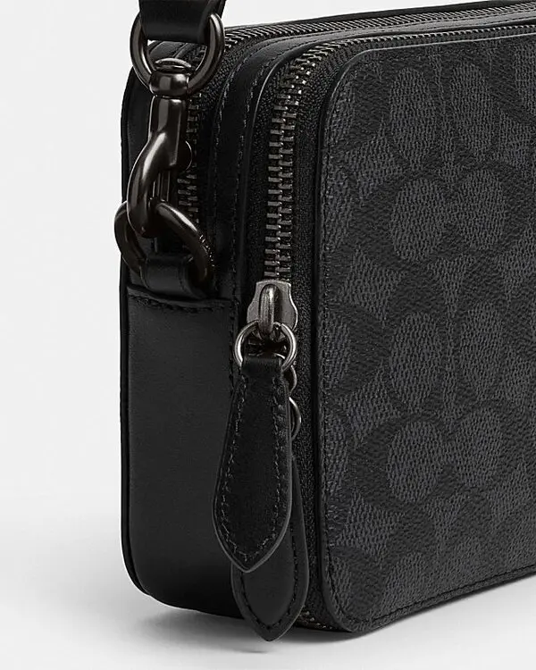 COACH Zipped Leather Messenger Bag - Black