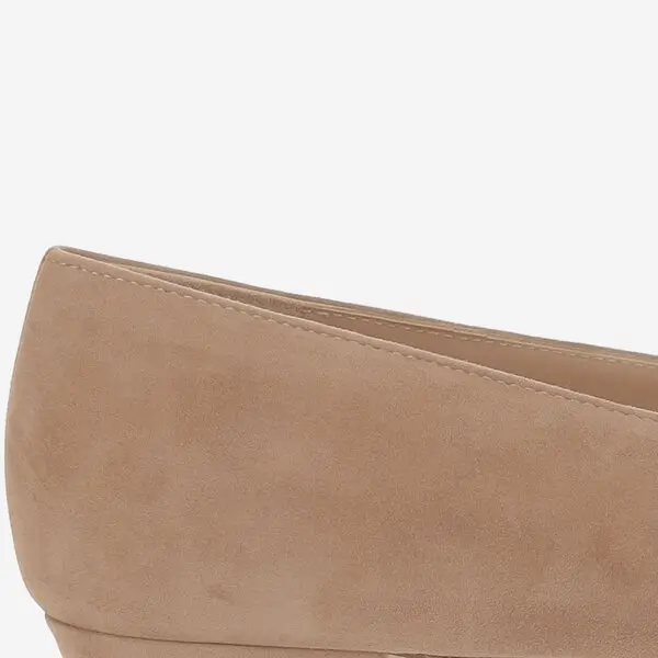 GIANVITO ROSSI Almond Toe Flats - Brown
