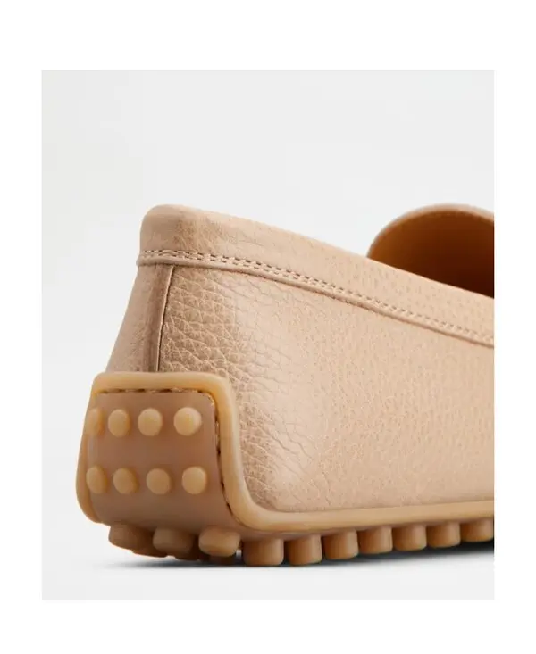 TOD'S Gommino Round Toe Slip-on Loafers - Nude