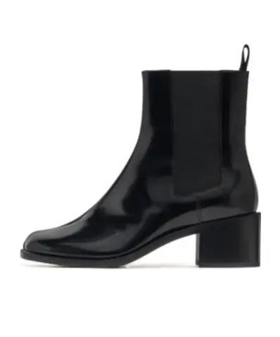 MAISON MARGIELA Tabi Chelsea Boots - Black