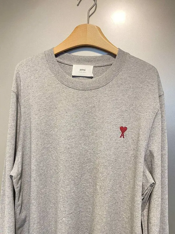 Ami Round Collar And Long-sleeved T-shirt