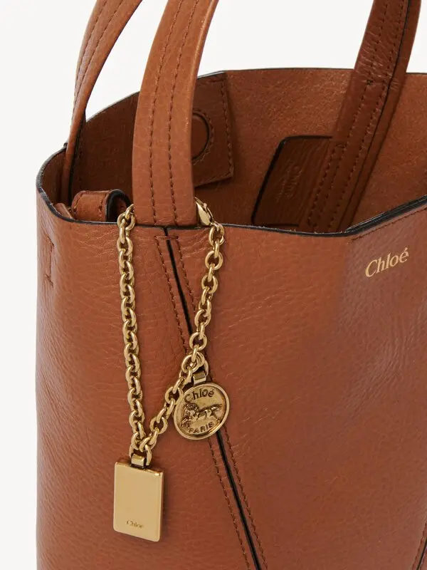 Chloé Small Spin Charm Detail Tote Bag - Drab