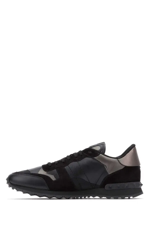 Valentino Garavani Rockrunner Camouflage Low-top Sneakers - Black