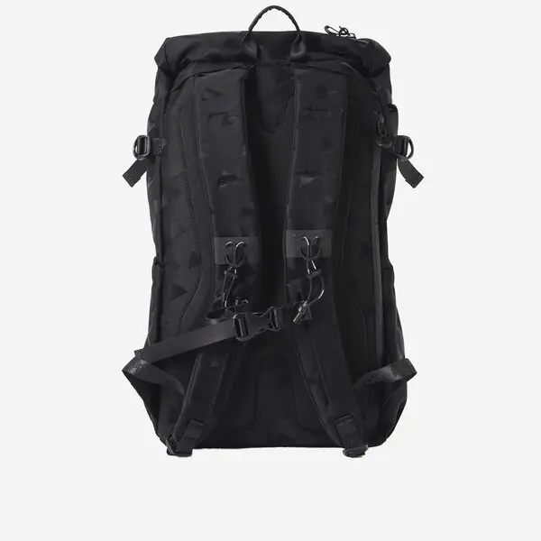 AND WANDER Triangle Jacquard Backpack