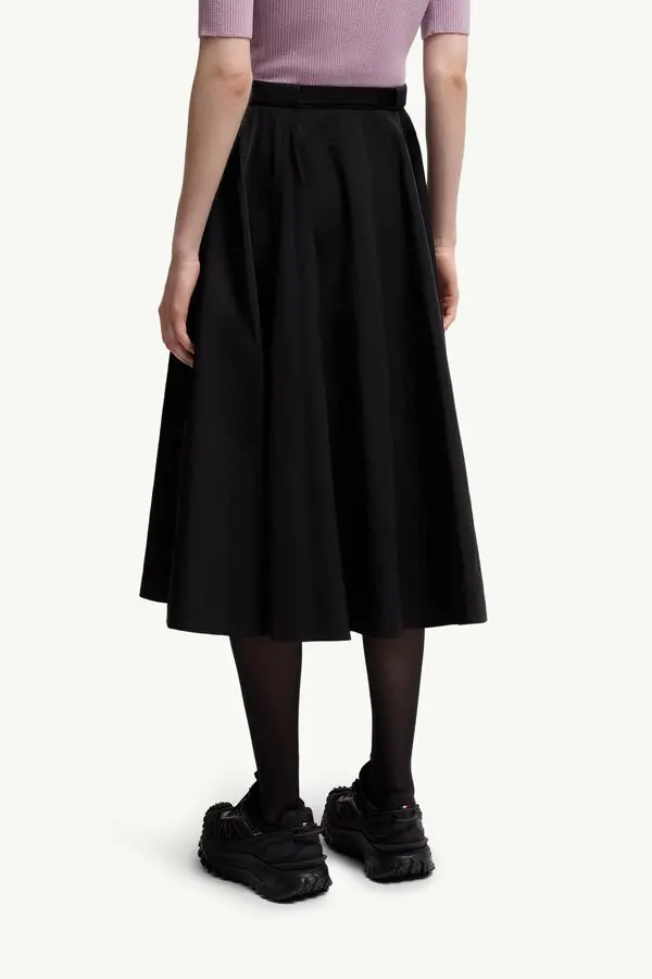 Moncler Midi Skirt With Removable Elastic Waistband And Zipper Pockets