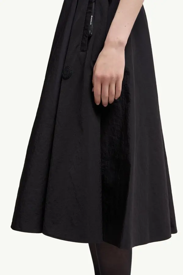 Moncler Midi Skirt With Removable Elastic Waistband And Zipper Pockets