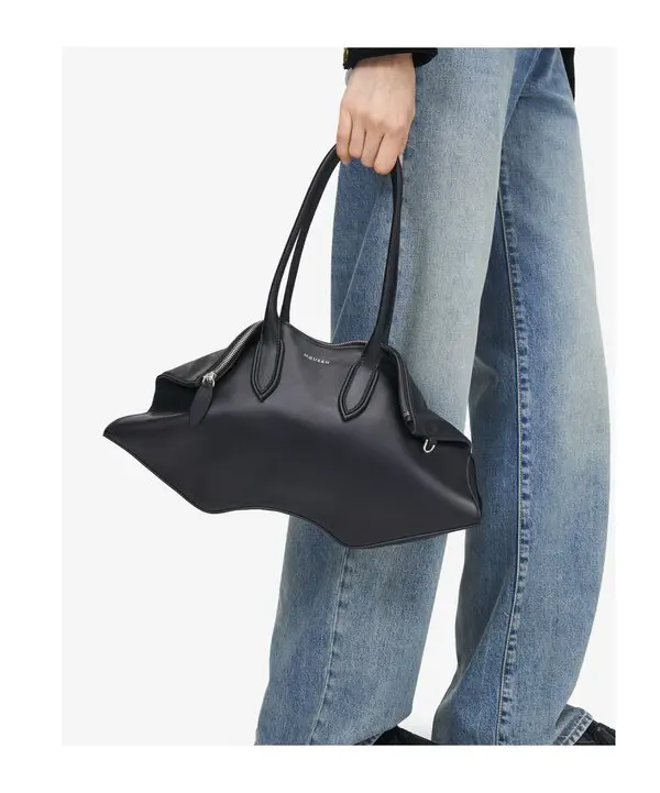 Alexander McQueen Manta Shoulder Bag - Black